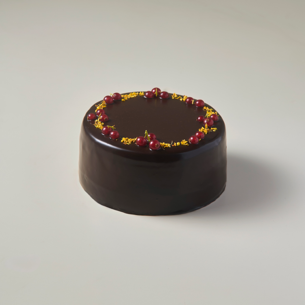Same Day Cake Delivery Singapore | Order Online Now – Cedele